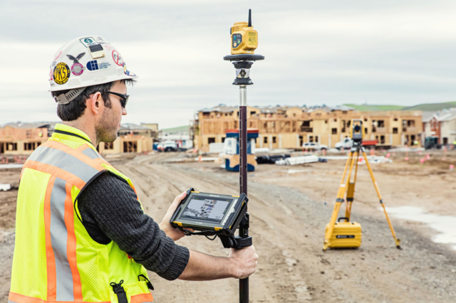 Topcon FC5000 Archivy - Zeměměřič